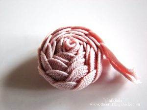 Rick Rack Rosettes - The Crafting Chicks