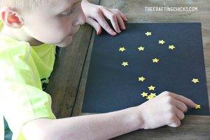 Constellations Kid Craft - The Crafting Chicks
