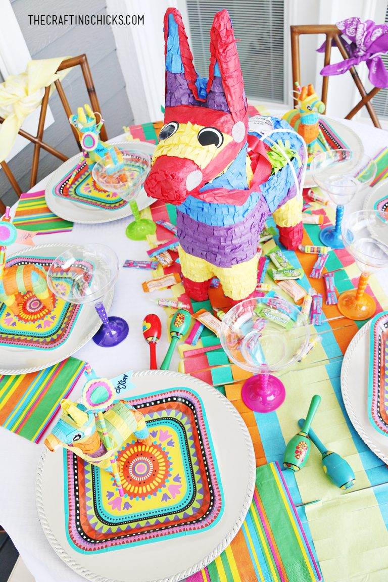 Fiesta Fun Dinner Party Tablescape - The Crafting Chicks