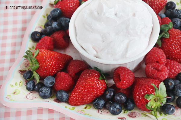 Strawberry Fruit Dip - The Crafting Chicks