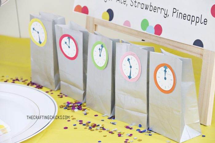 Noon Year's Eve Kids Party - The Crafting Chicks