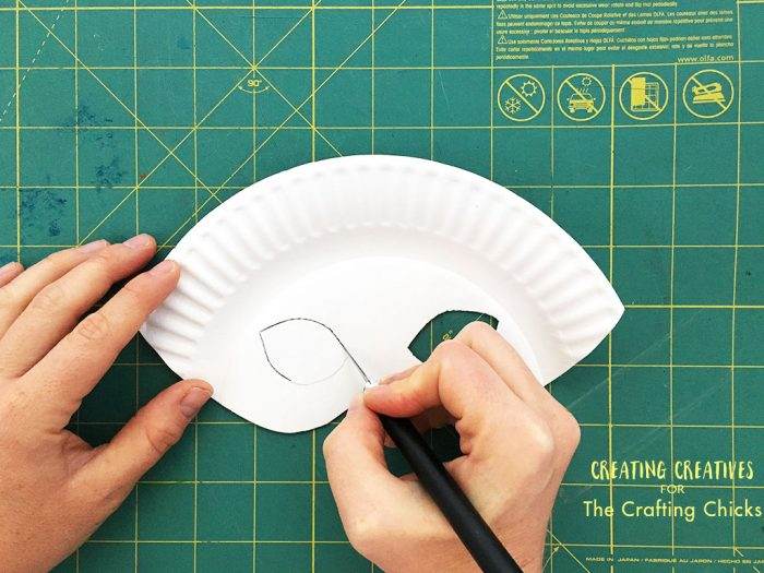 Paper Plate Mask with Free Printable - The Crafting Chicks