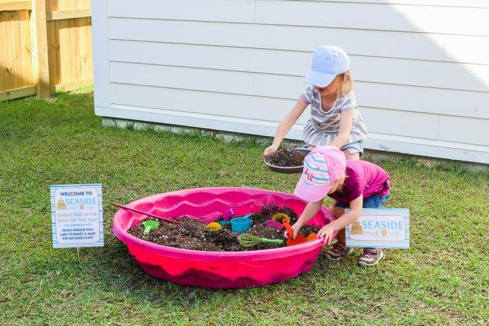 Backyard Mud Cafe: An Easy Outdoor Imaginative Play Idea for Kids - The ...