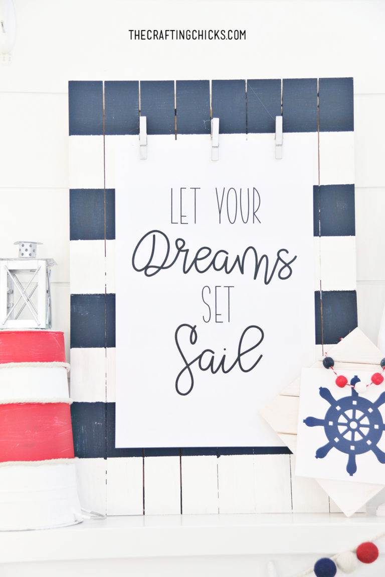Patriotic Nautical Mantel - The Crafting Chicks